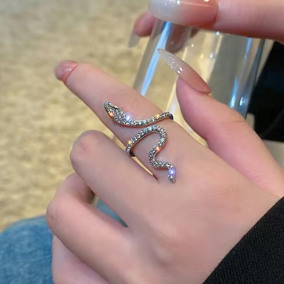 Jewelry | Elegant Exquisite Gothic Rhinestones Snake Ring | Poshmark